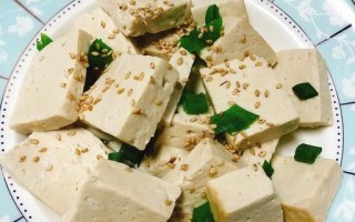 老豆腐怎么做好吃_老豆腐的家常做法视频