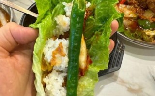 生菜叶包饭怎么做_生菜包饭热量高吗