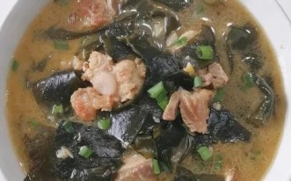 五花肉炖海带汤怎么做_五花肉炖海带汤需要焯水吗