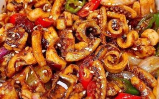 炒鲜鱿鱼怎么做好吃_鲜鱿鱼炒多久才嫩