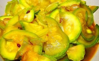 西葫芦怎么炒好吃_西葫芦家常做法