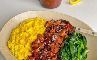 中午减肥餐适合吃什么_低卡又饱腹的午餐搭配