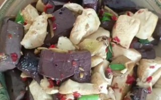 猪血怎么做成血豆腐_家庭自制血豆腐详细步骤