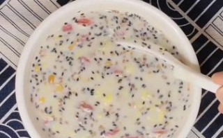 醪糟鸡蛋牛奶汤怎么做_醪糟鸡蛋牛奶汤的功效与禁忌