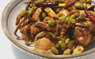 螃蟹烧毛豆怎么做_螃蟹烧毛豆家常做法