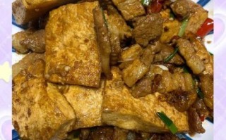 五花肉炖豆腐怎么做好吃_五花肉炖豆腐的家常做法