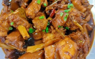 红烧鸡怎么做才好吃_红烧鸡配料比例是多少
