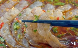 虾姑怎么剥壳_虾姑剥壳最快方法