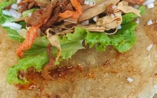 卤肉卷饼皮怎么做_为什么总是破皮