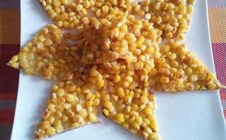香煎玉米烙怎么做_香煎玉米烙不粘锅技巧