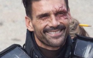 交叉骨扮演者是谁_弗兰克·格里罗个人资料