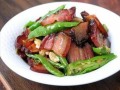 炒腊肉配什么菜最好吃_炒腊肉配菜怎么选