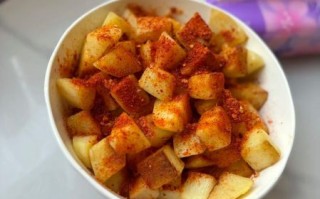 土豆炒鸡蛋会中毒吗_中毒症状多久出现