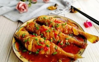 红烧小黄鱼怎么做好吃_红烧小黄鱼家常做法