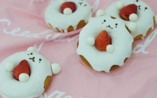 烤箱做甜甜圈需要多少温度_甜甜圈的做法烤箱版详细步骤