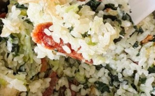 上海菜饭骨头汤怎么做_骨头汤菜饭正宗做法