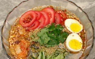 冷面怎么做好吃_家庭冷面简单做法