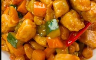 宫保鸡丁的由来故事_宫保鸡丁是谁发明的