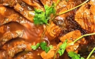 垮炖鱼的家常做法大全_怎么做才不腥