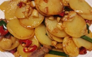 红烧土豆怎么做_家常红烧土豆最正宗做法