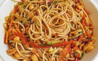 酸甜凉面调料汁怎么做_正宗川味比例是多少