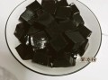 黑凉粉怎么做_黑凉粉制作步骤