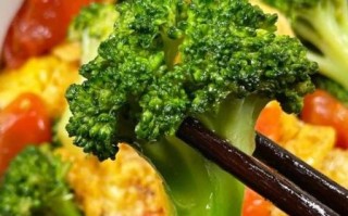 西红柿炒西兰花怎么做_西红柿炒西兰花用焯水吗