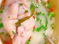 秋天猪脚煲什么汤好_猪脚汤搭配什么食材最滋润