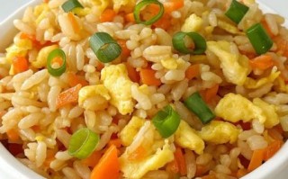 蛋炒饭需要什么材料_蛋炒饭怎么做才好吃