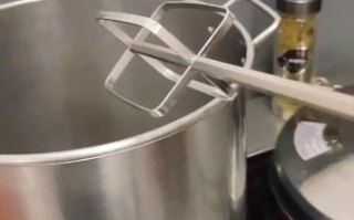 奶豆腐怎么做_奶豆腐的制作方法视频