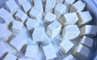 毛豆腐怎么做_毛豆腐发酵温度是多少