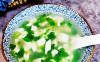 菠菜豆腐怎么做好吃_菠菜豆腐汤的做法