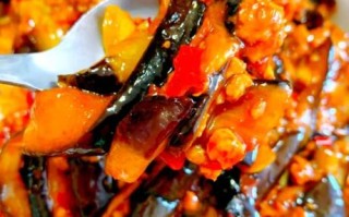 鱼香茄子煲仔饭怎么做_鱼香茄子煲仔饭热量高吗