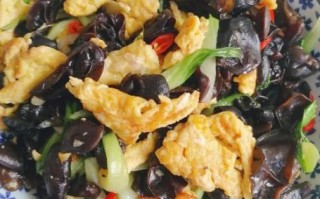 木耳搭配什么菜炒好吃_木耳炒什么最香