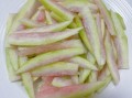 西瓜皮炒菜怎么做_西瓜皮炒菜好吃吗