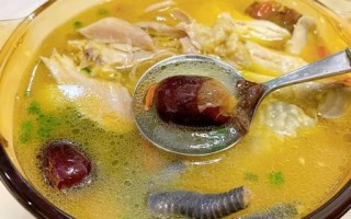 鸡汤怎么炖不柴又嫩_老母鸡炖汤鲜嫩秘诀