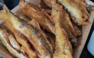 用面粉炸鱼怎么酥脆_面粉炸鱼的做法大全