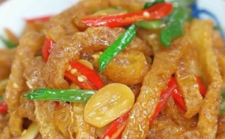 猪皮炒什么菜好吃_猪皮怎么炒不腥