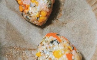 米饭饭团怎么做_家常饭团做法大全