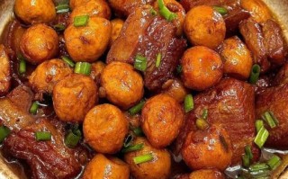 红烧肉鹌鹑蛋怎么做_鹌鹑蛋红烧肉家常做法