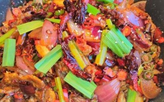 干锅牛肉的做法_干锅牛肉需要哪些配料