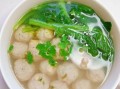 小白菜丸子汤怎么做好吃_小白菜丸子汤的做法窍门
