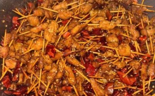麻辣牙签肉怎么做_牙签肉腌制多久才入味