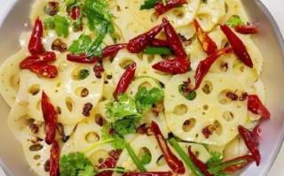 凉拌莲藕怎么做才脆_莲藕焯水几分钟才不变黑