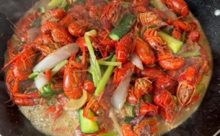 小龙虾怎么做才好吃又简单_家庭版懒人做法