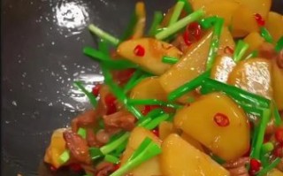 清炒土豆片怎么炒才脆_家常做法步骤详解