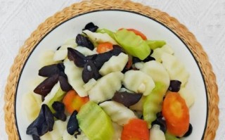 山药炒木耳怎么做_山药炒木耳焯水吗