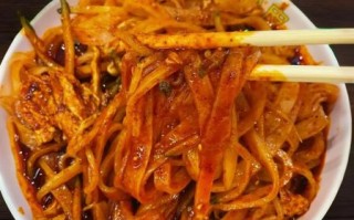 擀面皮怎么做_擀面皮的家常做法