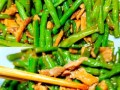豇豆炒肉怎么炒才脆嫩_豇豆炒肉家常做法步骤