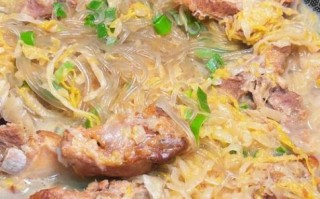 酸菜五花肉粉条怎么做_酸菜五花肉粉条的家常做法